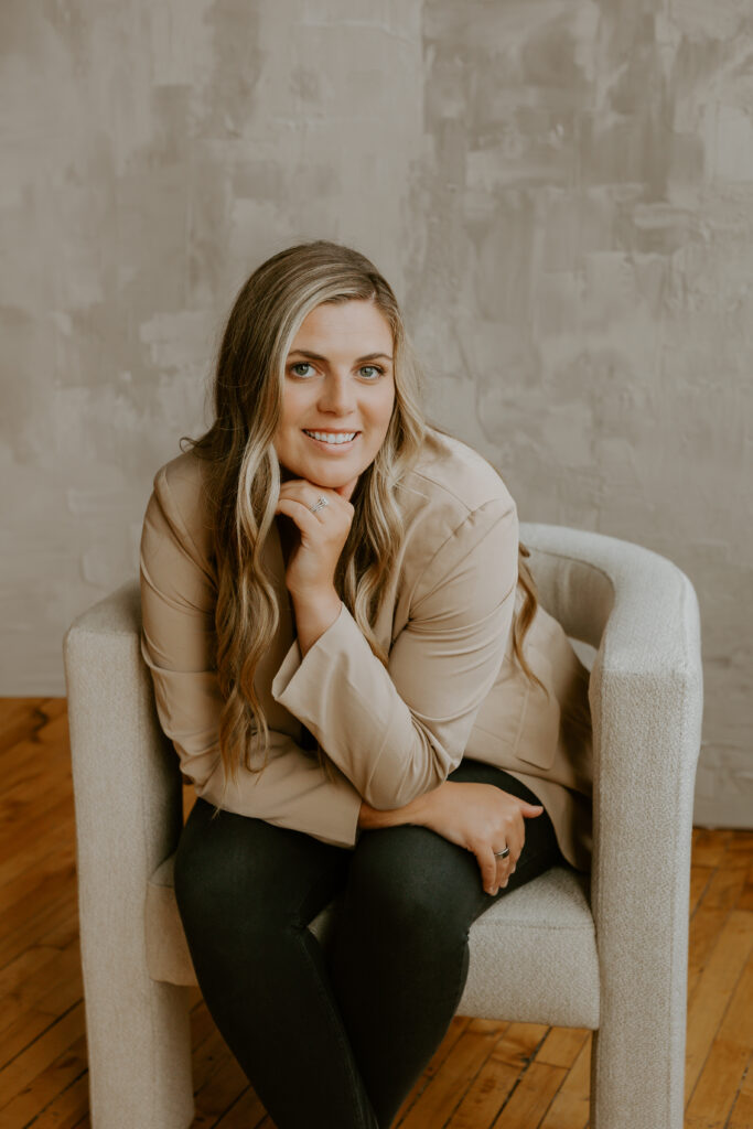 about us – ALEXIS REAL ESTATE TEAM